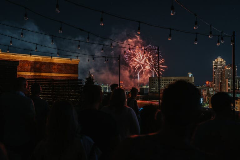 33 Cute Date Ideas in Minneapolis, MN | Things to Do for Couples